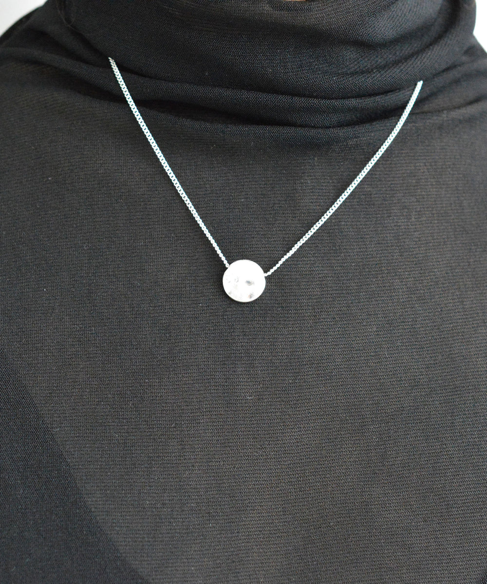 【earyear】Ancient Distorted Circle Top Chain design Ancient Pendant Nec